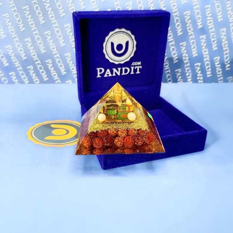 Shri Lakshmi Ganesh Pyramid Yantra with 5 Mukhi Rudraksha Beads - MahaGuru